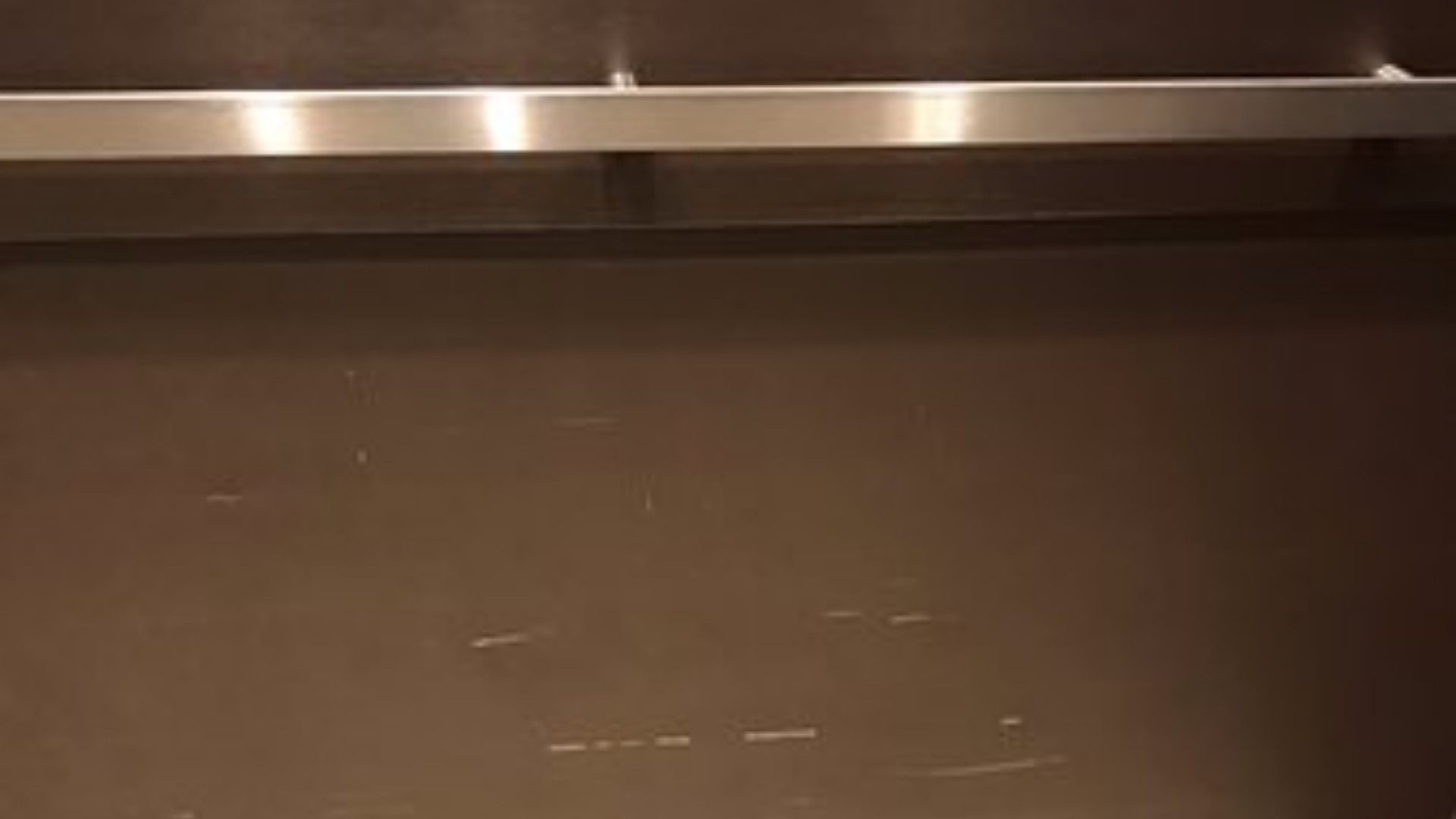 How to Eliminate Scratches in Elevators Without Renovation