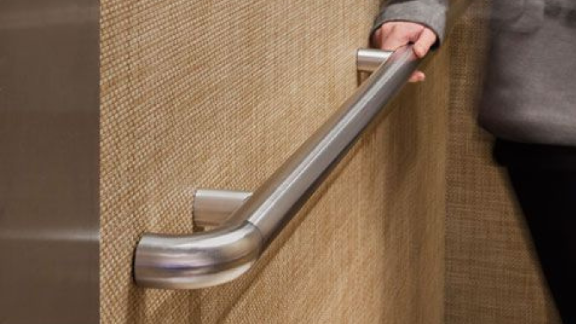 How Fabric Finishes Bring Comfort to Elevator Interiors
